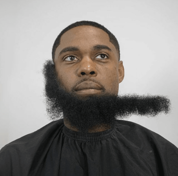 Dear ladies, would appreciate a man with lace beards?